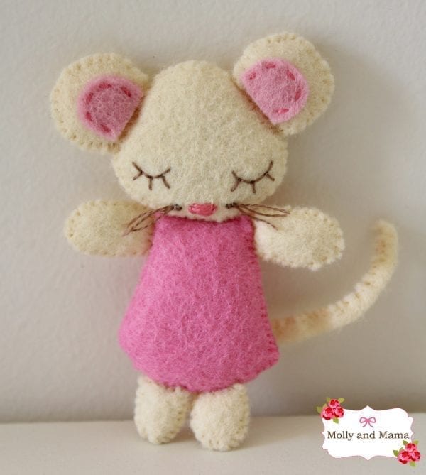 Sew a Felt Christmas Mouse - Molly and Mama