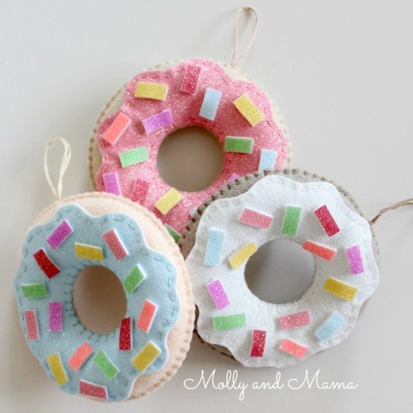 How to Cut Out Felt Shapes - Molly and Mama