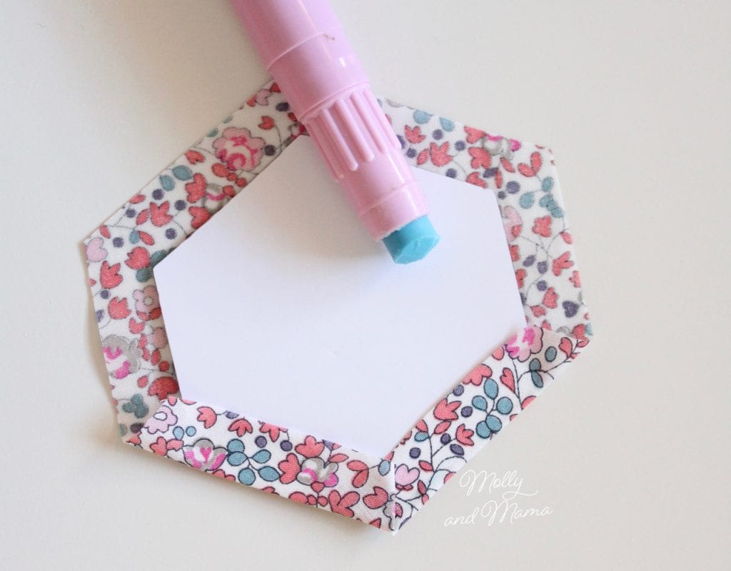 How To Sew Hexies - An English Paper Piecing Tutorial - Molly and Mama