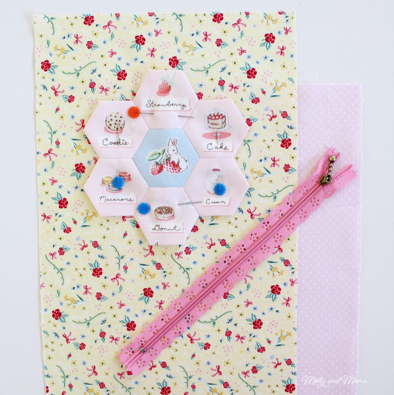 Make a Lace Zipper Pouch with a Hexagon Flower - Molly and Mama