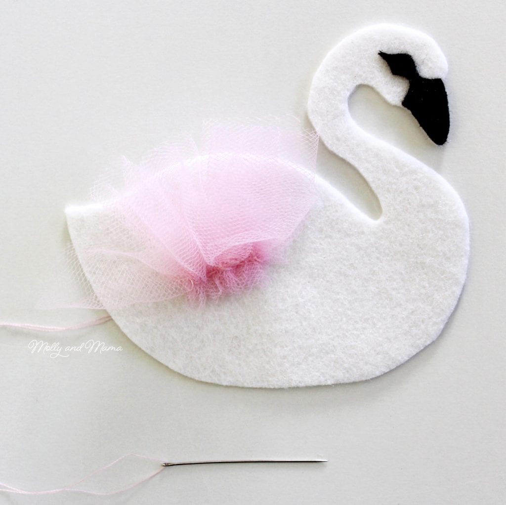 Sew A Felt Swan Hair Clip - Molly and Mama