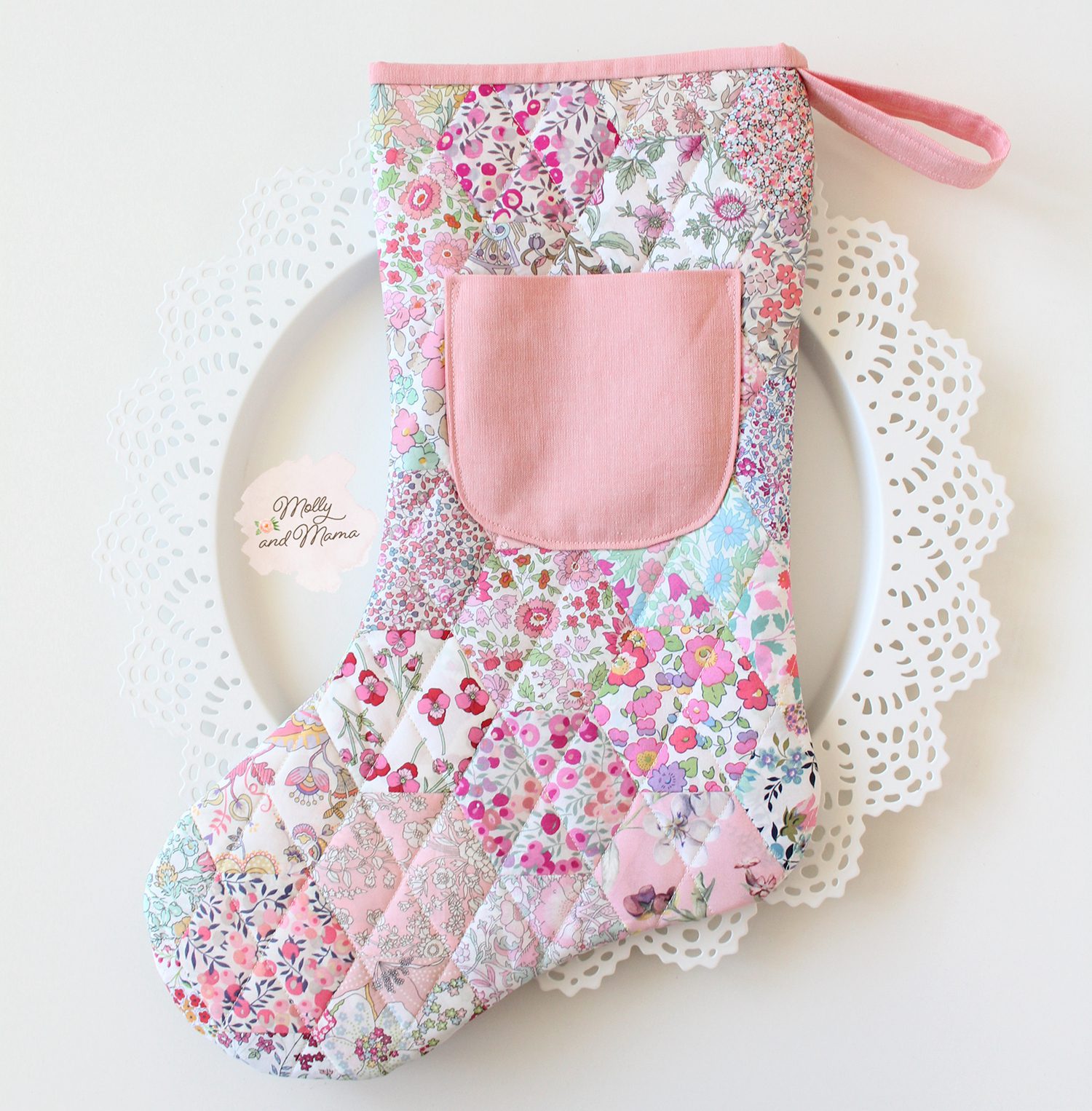 An Update For My 'Night Before Christmas Stocking' Pattern - Molly and Mama