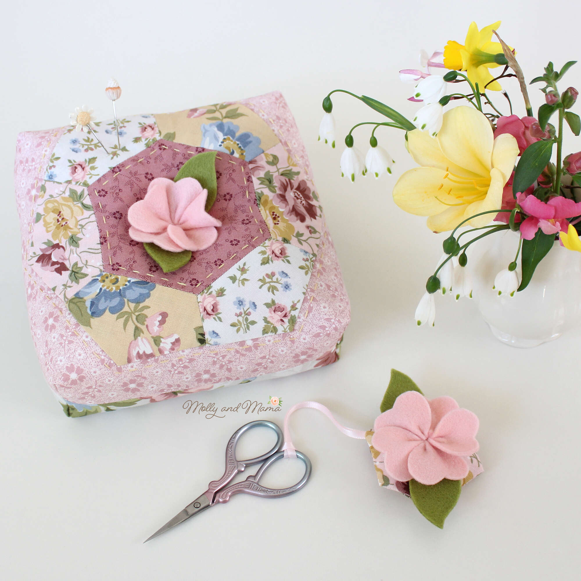 How To Make Felt Flowers - Molly and Mama